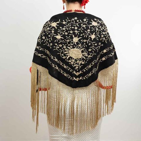 Mantoncillos de Flamenca | Elegancia y Tradición para tu Traje