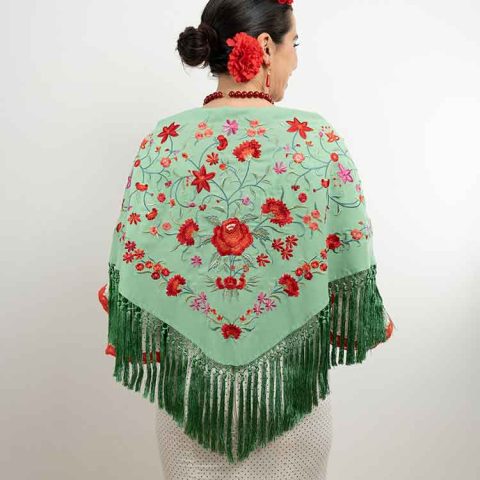 Mantoncillos de Flamenca | Elegancia y Tradición para tu Traje